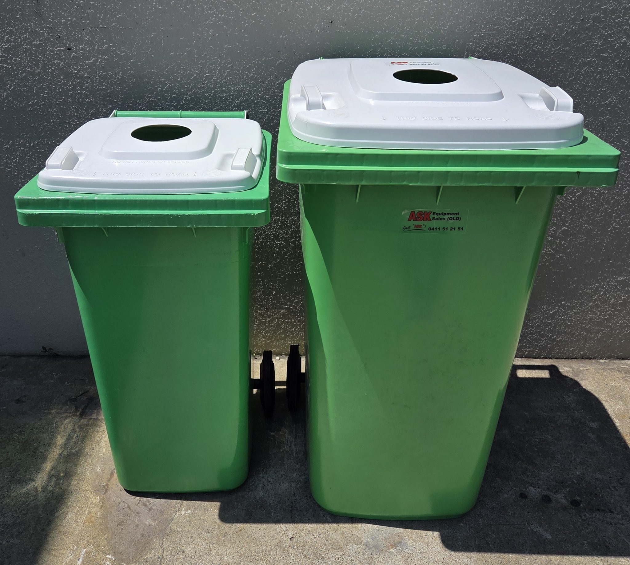 The Surprisingly Big Benefits of Having Bottle & Can Recycling Bins ...